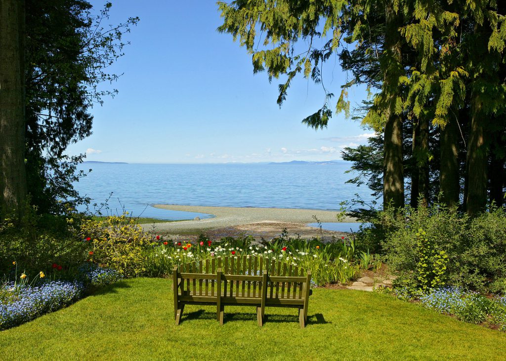 Spotlight: Milner Gardens & Woodland • British Columbia Magazine
